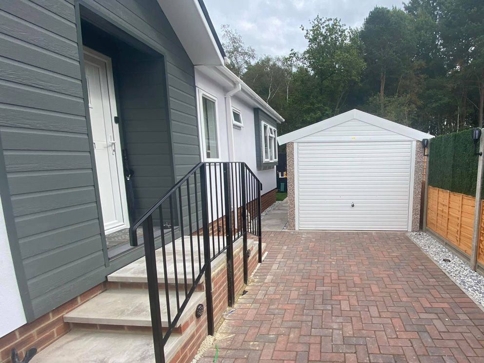 Concrete Garages For Park Homes - Lidget Compton